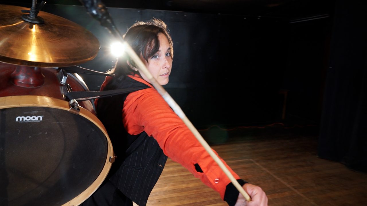 Chinchinera protagoniza documental y tutorial sobre tradicional ...