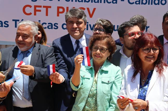 Por primera vez en la historia llega la educación superior a Cabildo: CFT PUCV inaugura un nuevo ...